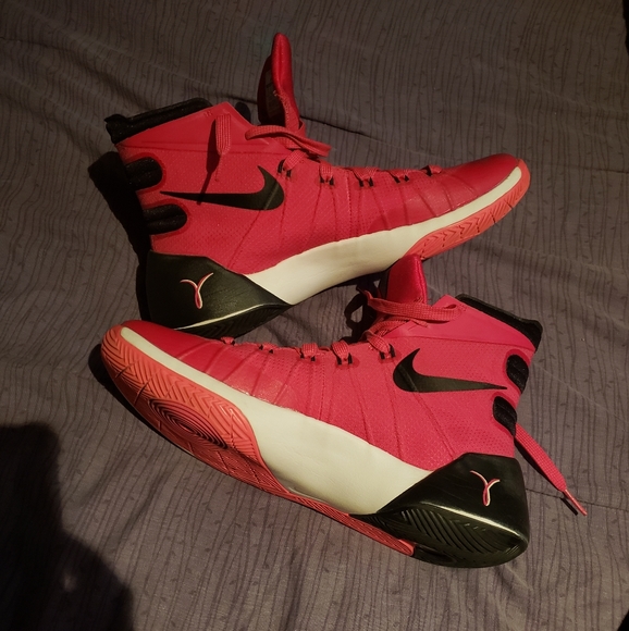 Nike | Shoes | Nike Hyperdunks Euc Limited Edition Think Pink | Poshmark